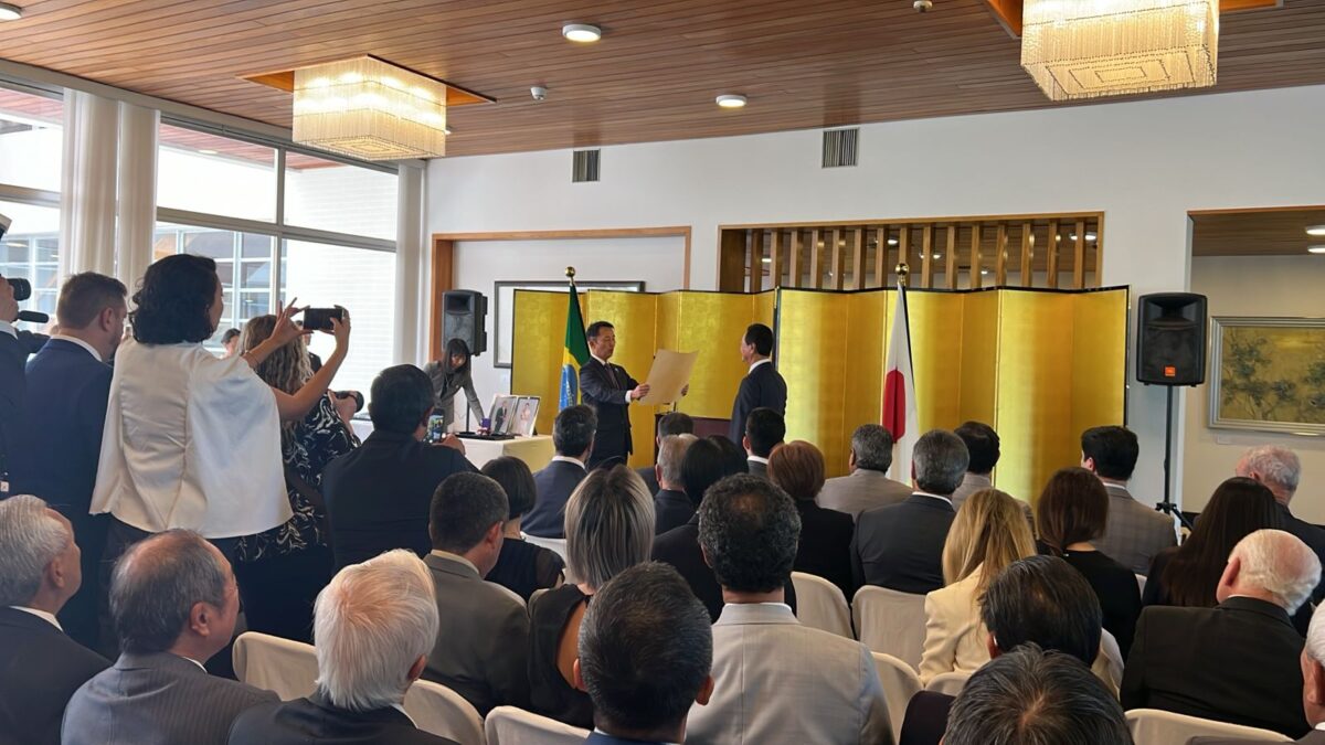 Deputado federal Luiz Nishimori recebe homenagem no Dia da Imigração ...